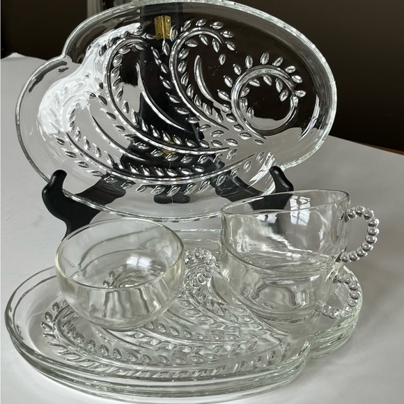 federal glass | Dining | Vtg Federal Glass Homestead Snack Set Of ...